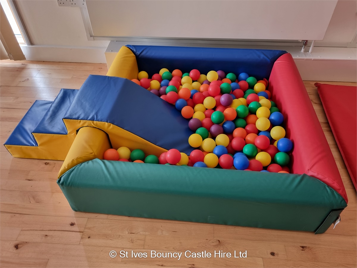 Soft Play Ball Pool - Hire in Cambridgeshire | St Ives Bouncy Castle ...